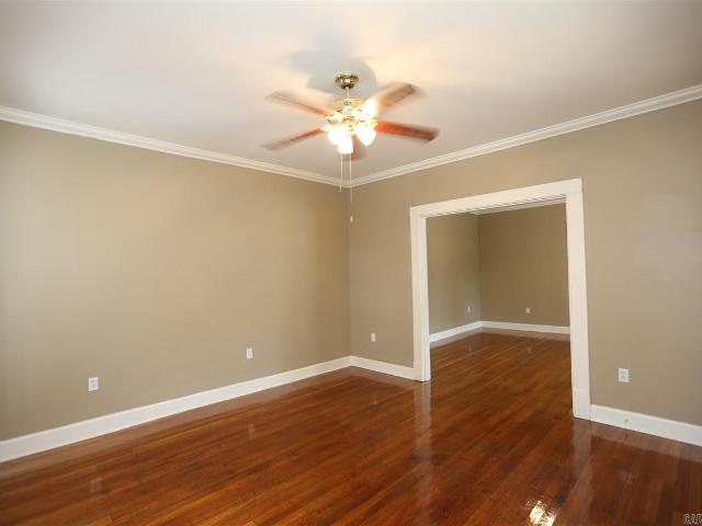 3711 W Markham