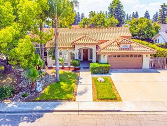 3711 W Victor Ave, Visalia, CA 93277