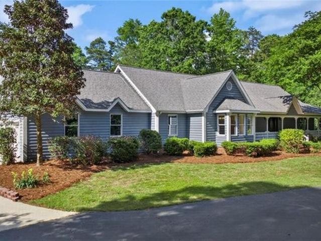 3712 Brandon Dr, High Point, NC 27265