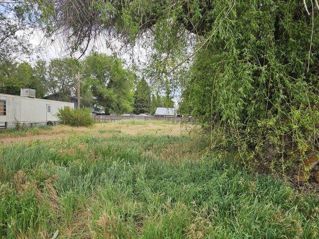 3712 Laverne Ave, Klamath Falls, OR 97603