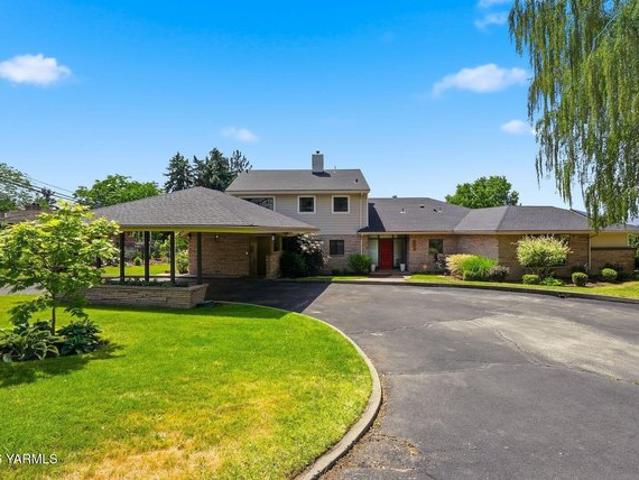 3712 W Chestnut Ave, Yakima, WA 98902