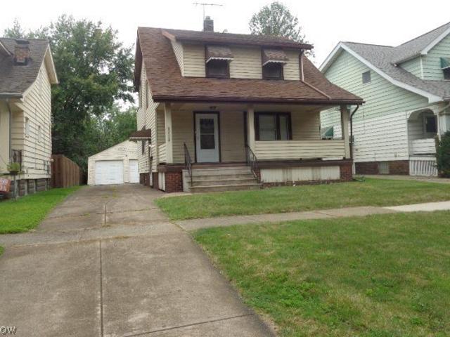 3712 Washington Park Blvd, Newburgh Heights, OH 44105