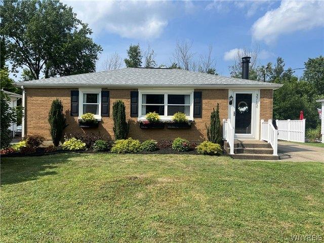 3712 Yale Ave, Hamburg, NY 14075