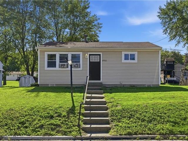 3712 3rd Ave, Koppel, PA 16136