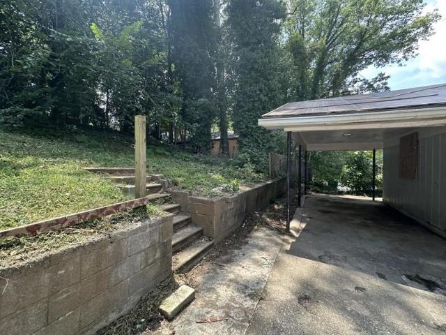 3713 Glenwood Road