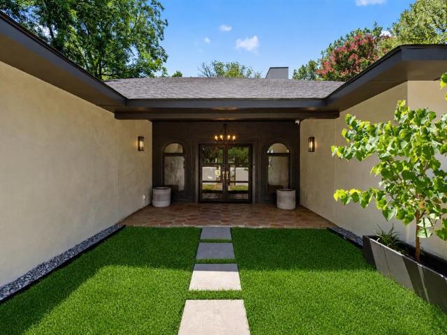 3713 Granada Trail