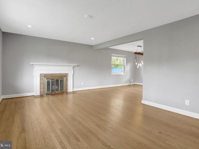 3713 Lockwood Lane