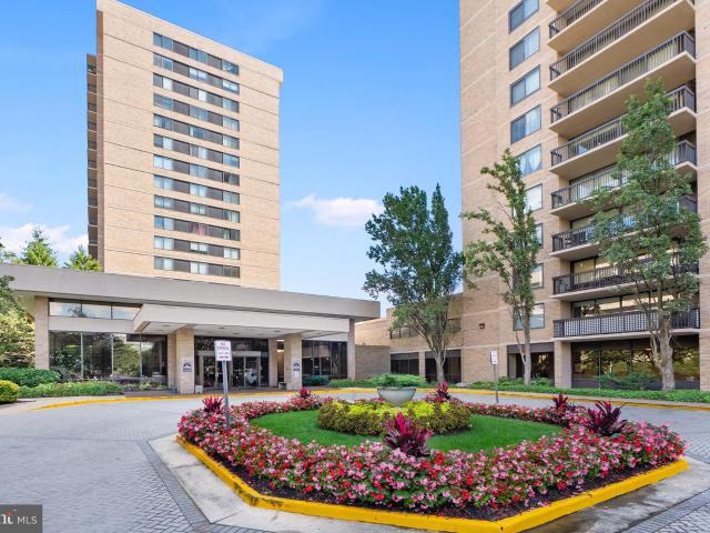 3713 S George Mason Dr, Unit 1412, Falls Church, VA 22041 | MLS #VAFX2307