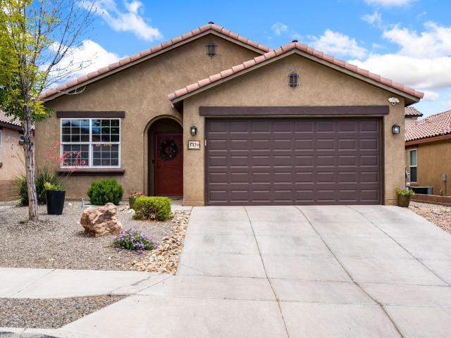 3713 Tierra Abierta Place NE