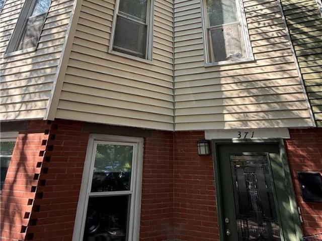 371 16th Street