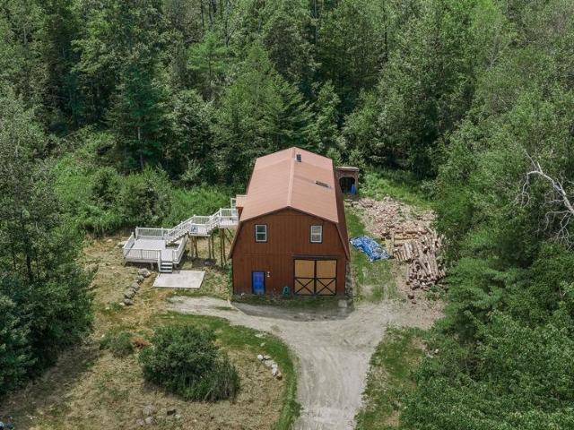 371 373 East Mountain Road