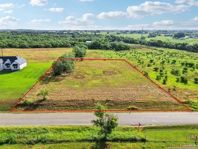371 County Road 405 Lot 2, Floresville, TX 78114