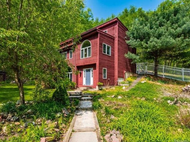 371 Collinsville Rd, Farmington, CT 06085