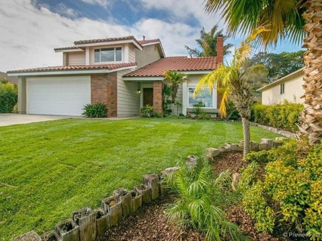 371 Compass Rd, Oceanside, CA 92054