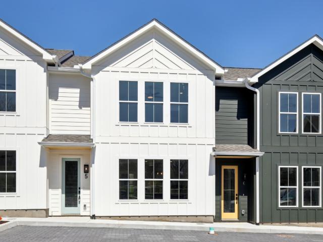 371 Archwood Dr