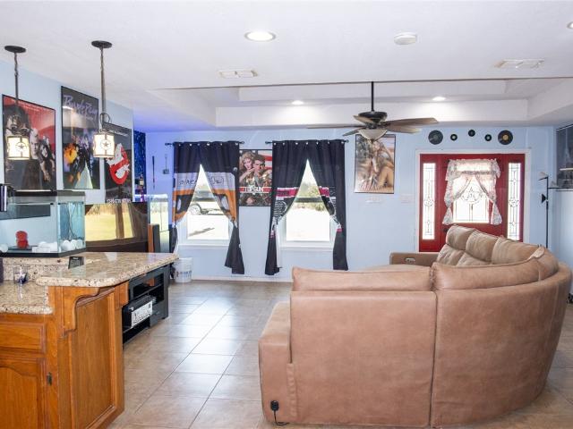 371 B W County Road 2160