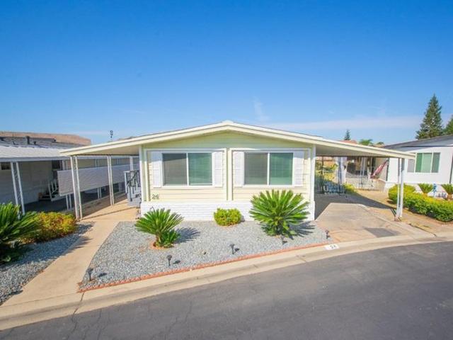 371 Bethel Ave Spc 24, Sanger, CA 93657