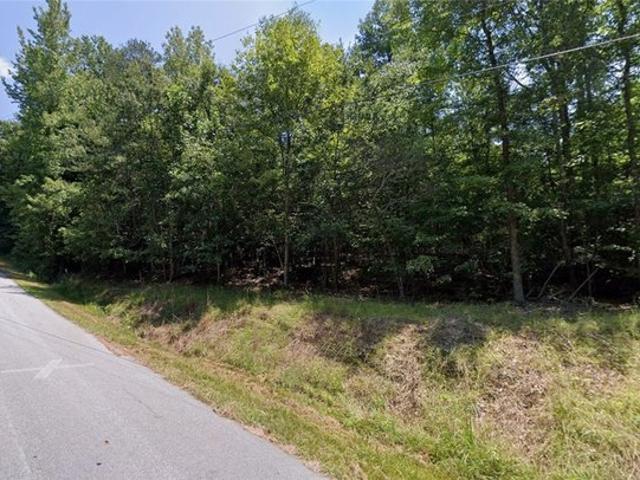 371 Beech Dr, Westminster, SC 29693