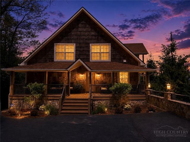 371 Green Hill Woods