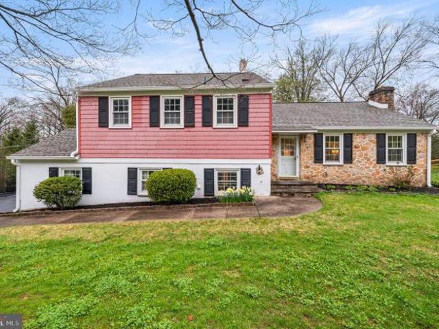 371 Devonshire Rd, Devon, PA 19333