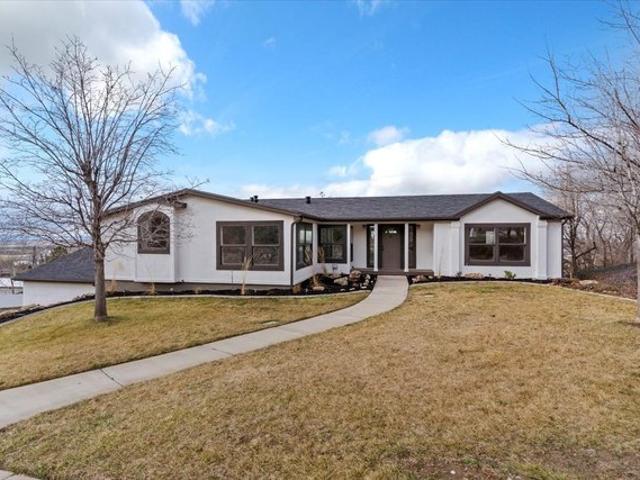 371 E Cynthia Way S, North Salt Lake, UT 84054
