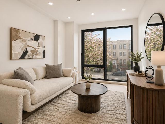 371 Hawthorne Street, Brooklyn, NY