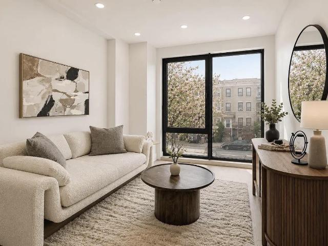 371 Hawthorne Street, Brooklyn, NY