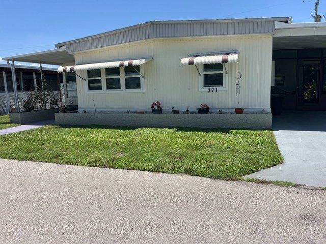 371 Hague St, North Fort Myers, FL 33903