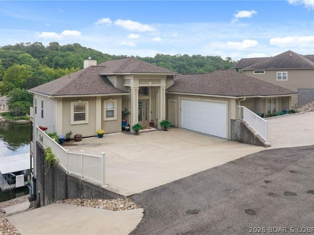 371 Monterey Place