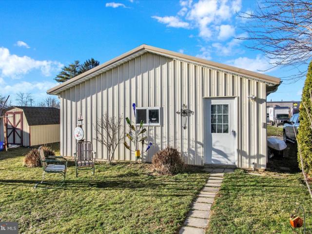 371 Maple Ave, Hanover, PA 17331 | MLS #PAAD2021 | Compass