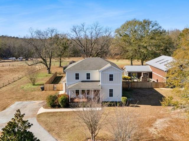 371 Milner St, Meansville, GA 30256