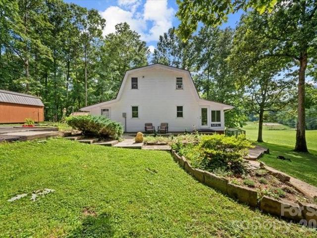 371 Patton Valley Dr, Nebo, NC 28761