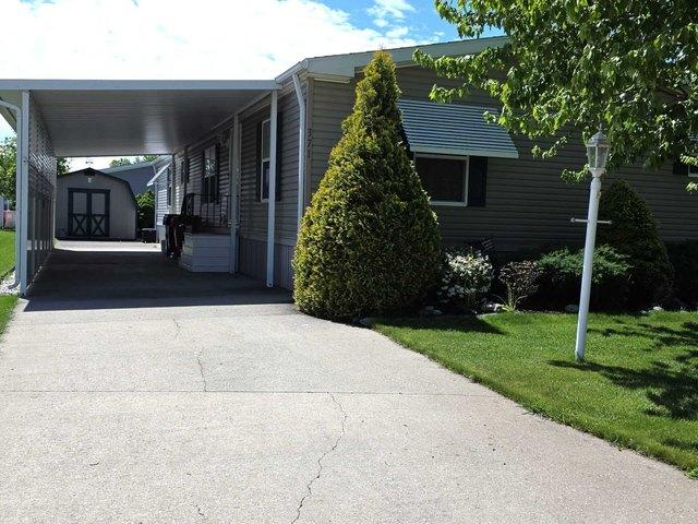 371 Pin Oak Poc Cir Unit 371, Elyria, OH 44035