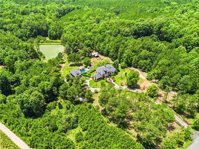 371 Pine Ridge Lane