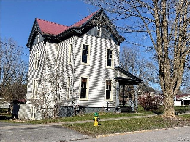 371 Putnam St, Waterville, NY 13480
