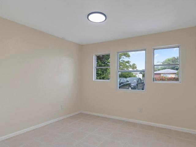 371 W 34th St, Riviera Beach, FL 33404 | MLS #B26043