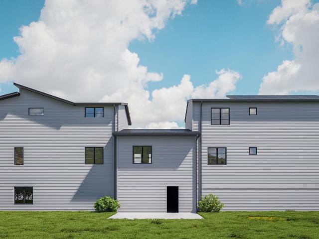 371 W Country Club Drive