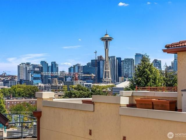 371 W Olympic Pl, Seattle, WA 98119