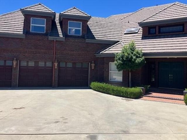 37245 Valgio Dr, Calimesa, CA 92320