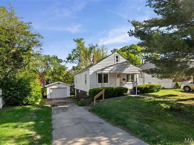 3724 Berkeley Ave, Alton, IL 62002