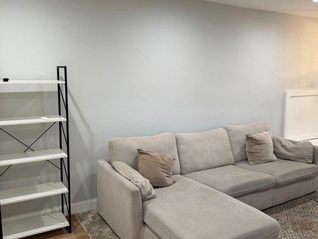 3724 Edison Street