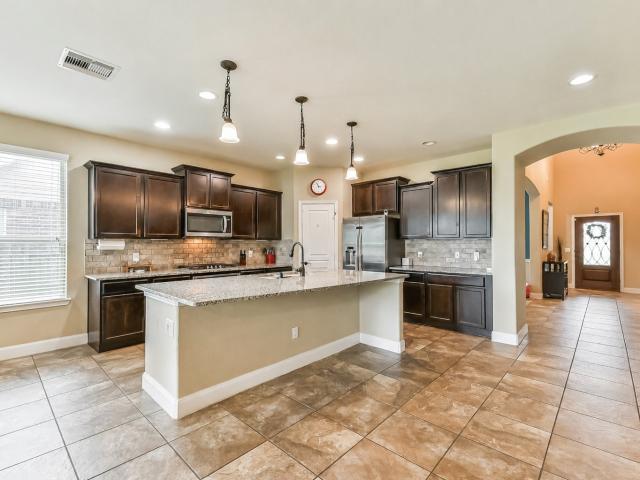 3724 Emerald Falls Lane