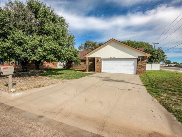 3724 Gene Littler Ln, Clovis, NM 88101