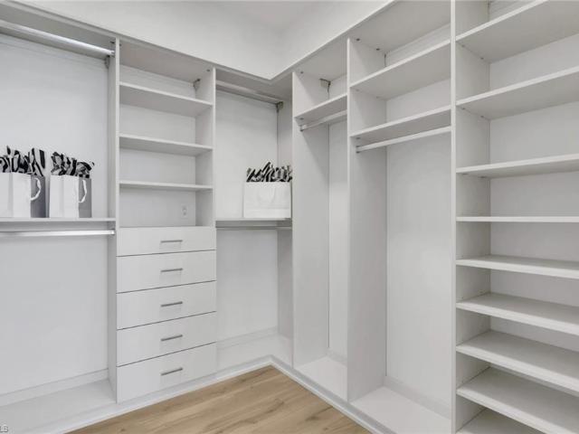 3724 Grove Cir, Naples, FL 34112 | MLS #226009