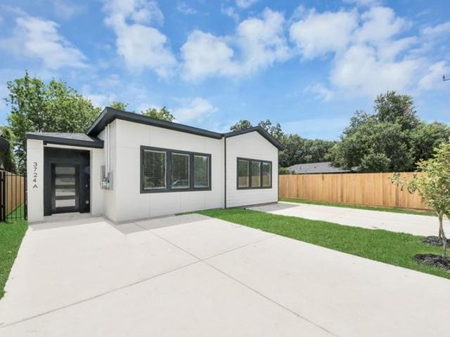 3724 Rebecca St, Houston, TX 77021