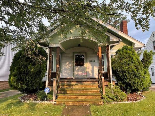 3724 W 130th St, Cleveland, OH 44111