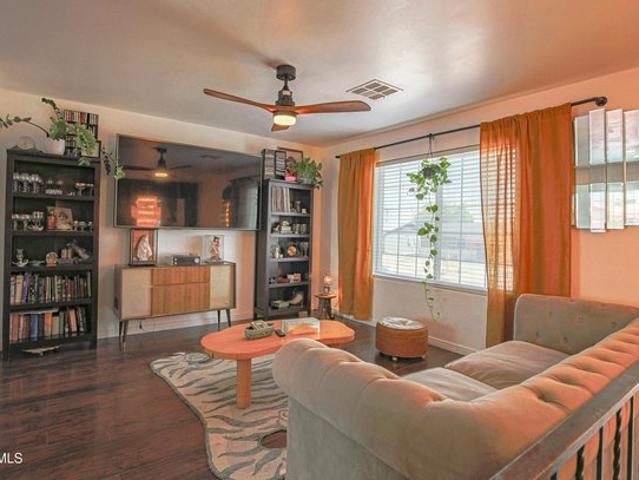 3724 W Charter Oak Rd, Phoenix, AZ 85029