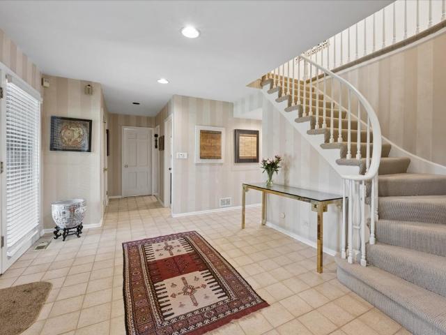 3724 Winnetka Road