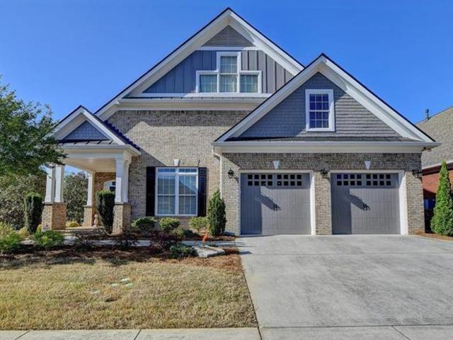 3724 Woodlawn Ct, Buford, GA 30519