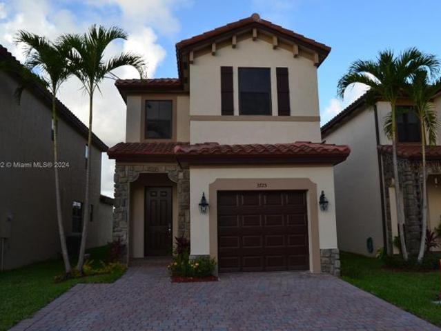 3725 NE 2nd St, Homestead, FL 33033